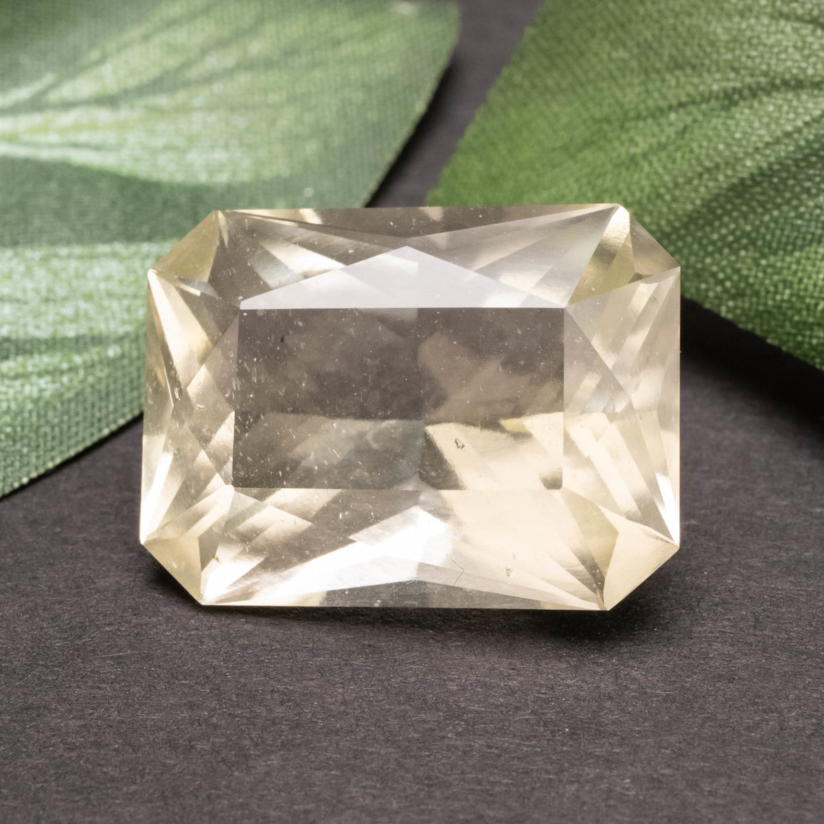 Libyan Desert Glass Gemstone 17.42 ct 20x15mm — InnerVision Crystals